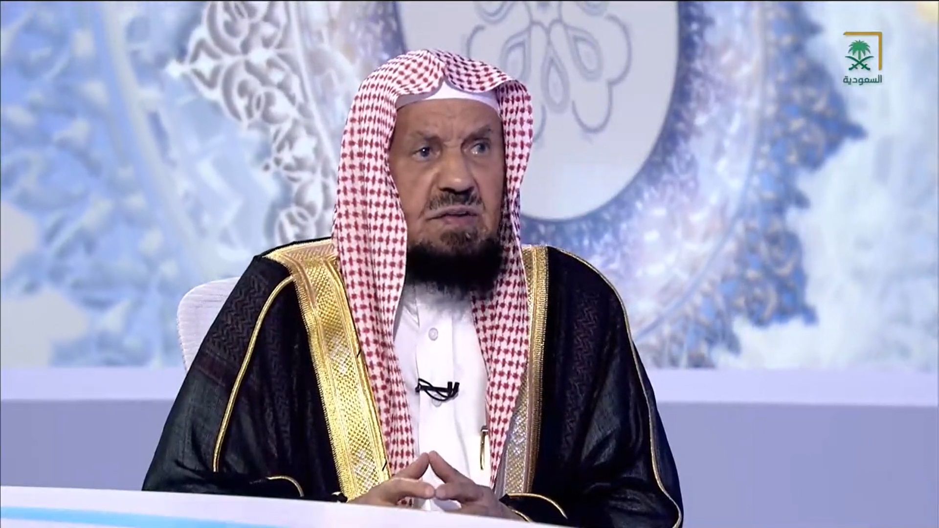 صحيفة المرصد - إذا كرر العمرة ولم يكن له شعر يحلقه .. فماذا يفعل ...